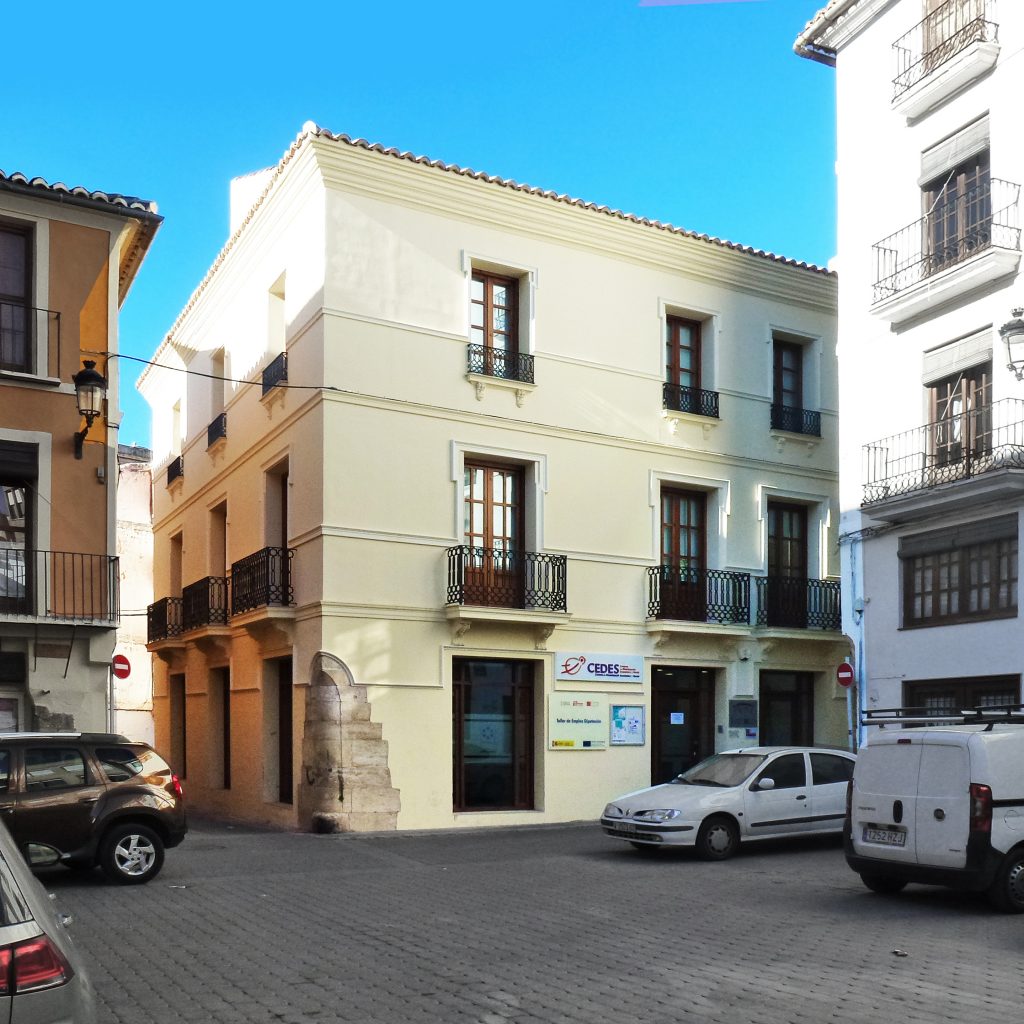 CENTRO DE DINAMIZACIÓN ECONÓMICO Y SOCIAL - CENTRO CEDES. - Decania ...